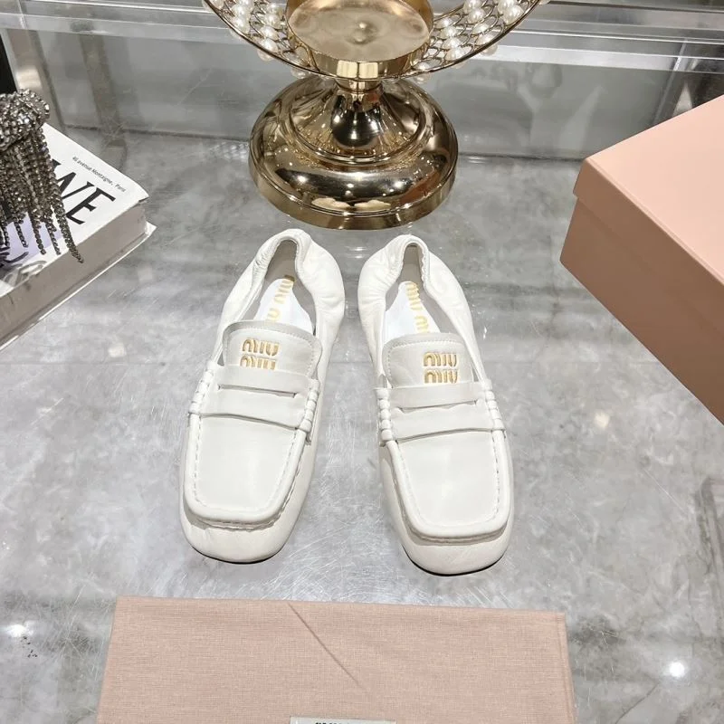 Top mirror Miu Miu Shoes