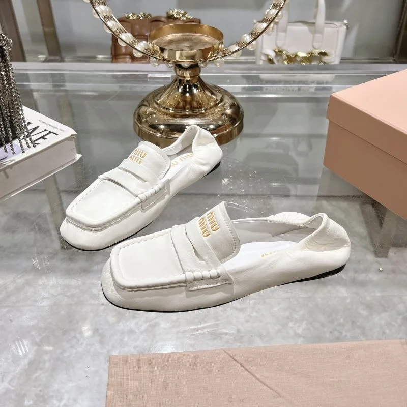 Top mirror Miu Miu Shoes