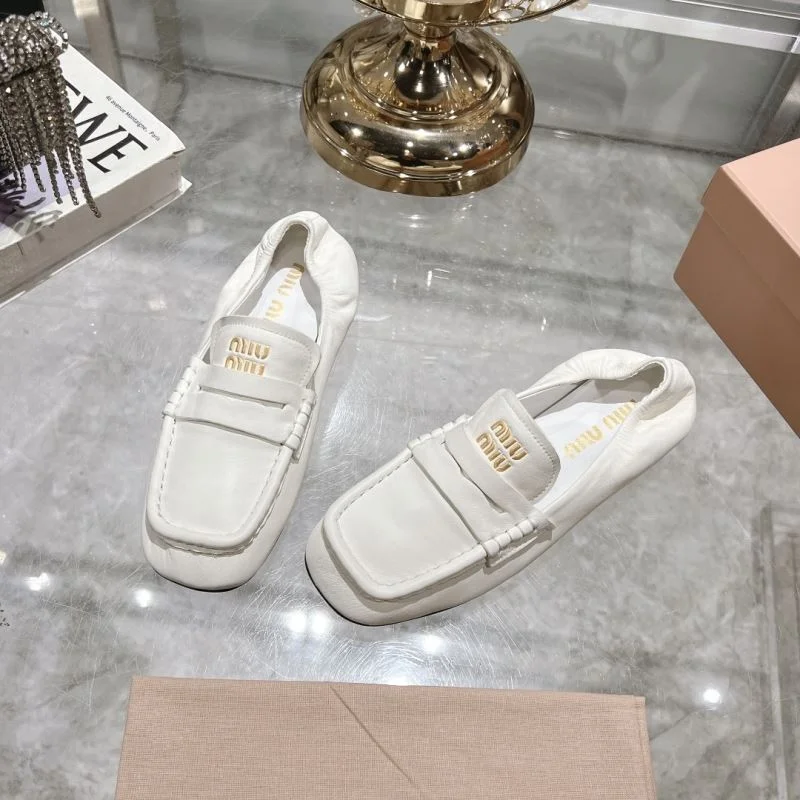 Top mirror Miu Miu Shoes