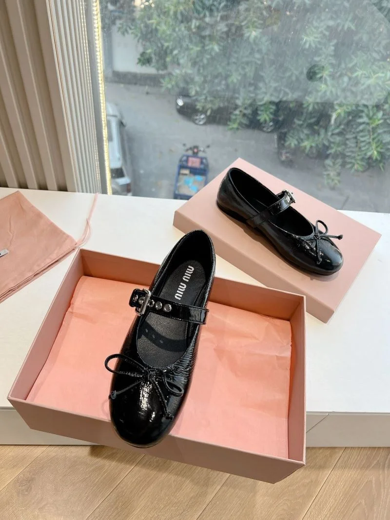 Accurate model Miu Miu Shoes