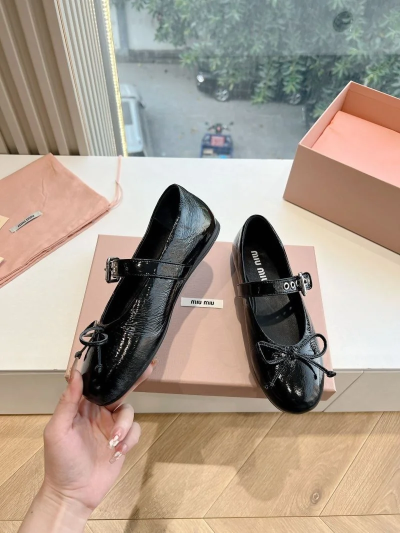 Accurate model Miu Miu Shoes