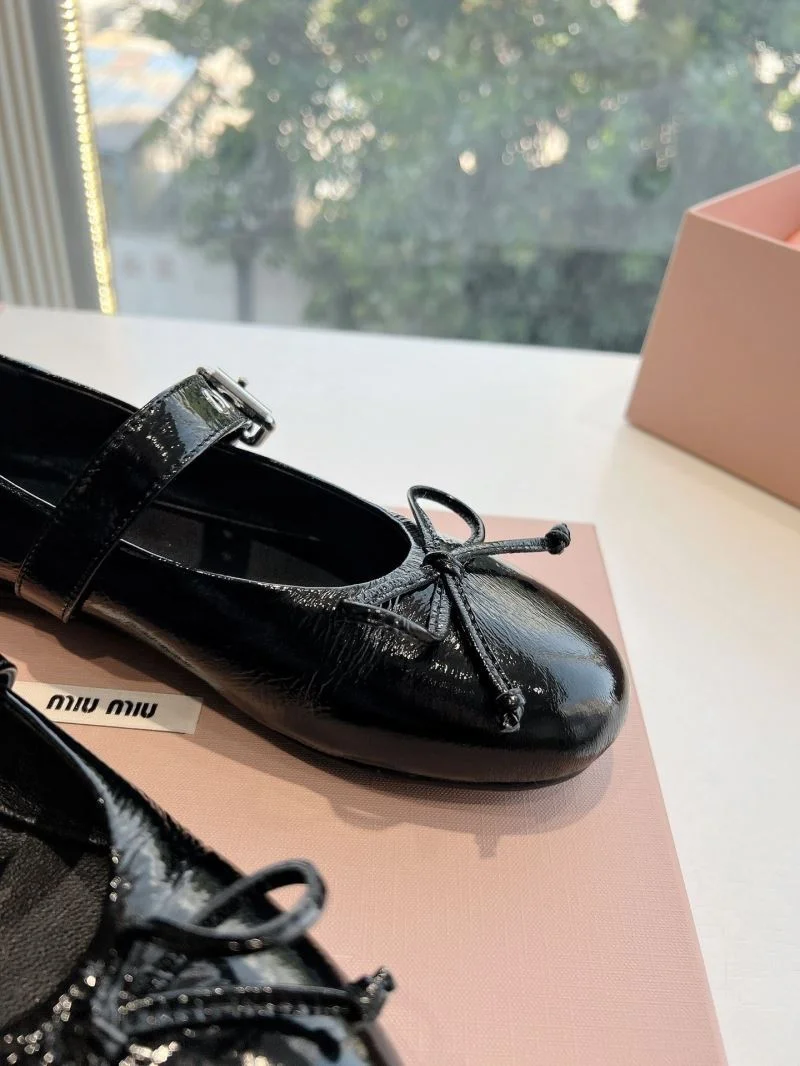 Accurate model Miu Miu Shoes