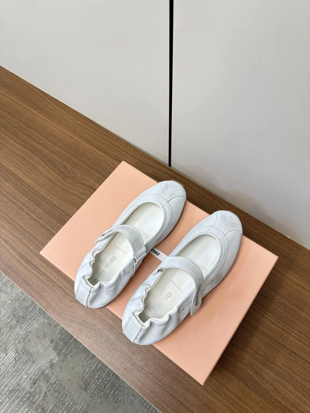 Top mirror Miu Miu Shoes
