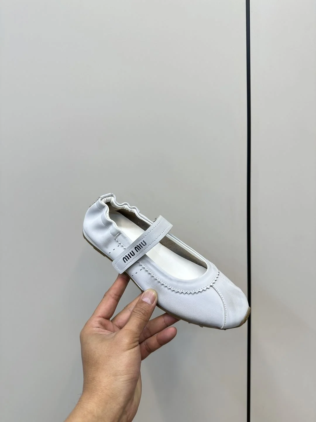 Top mirror Miu Miu Shoes