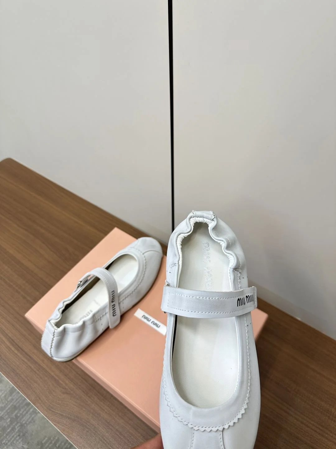 Top mirror Miu Miu Shoes