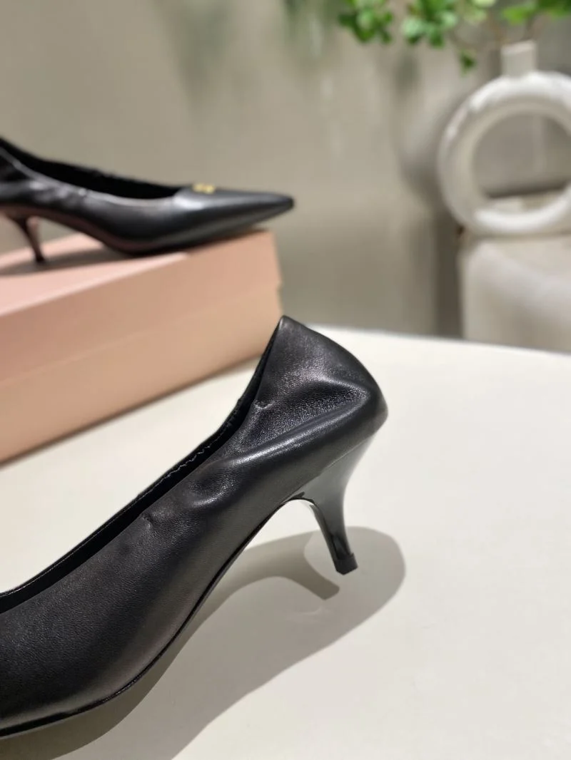 Top mirror Miu Miu Shoes