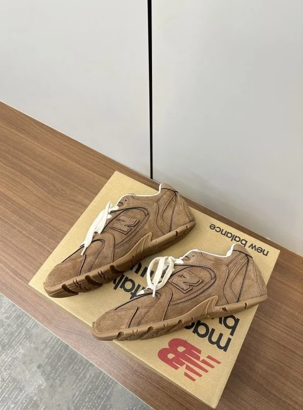 Accurate model Miu Miu Shoes