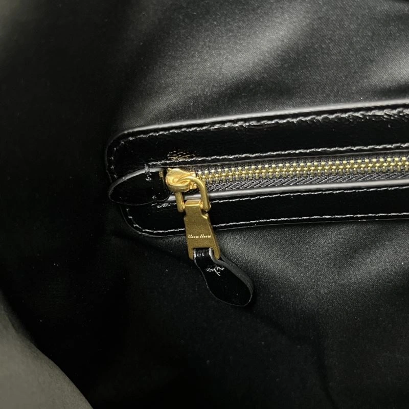 Accurate model Miu Miu Shopping Bags