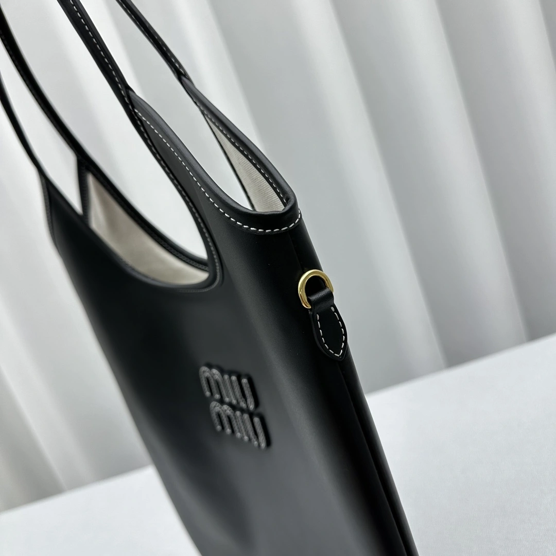 Top match Miu Miu Shopping Bags