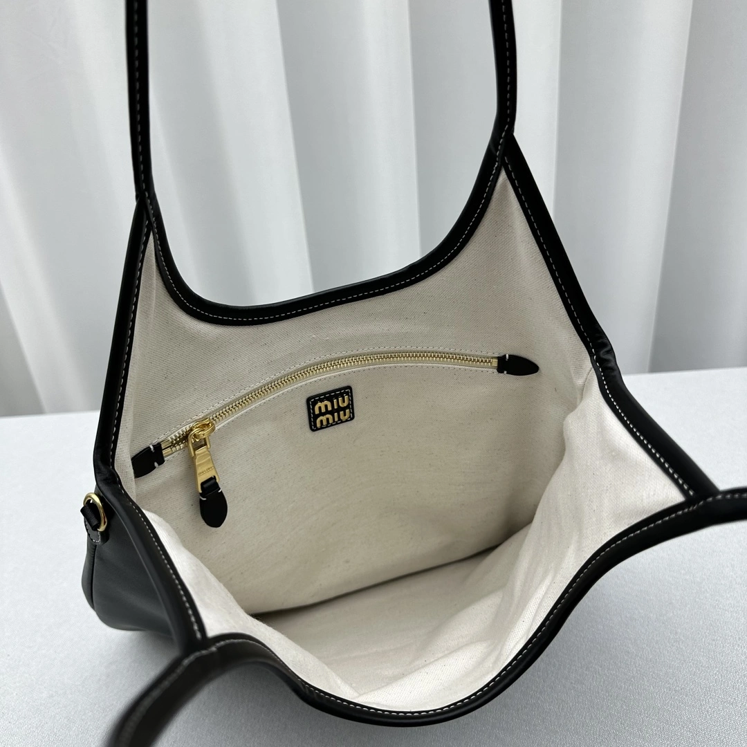 Top match Miu Miu Shopping Bags