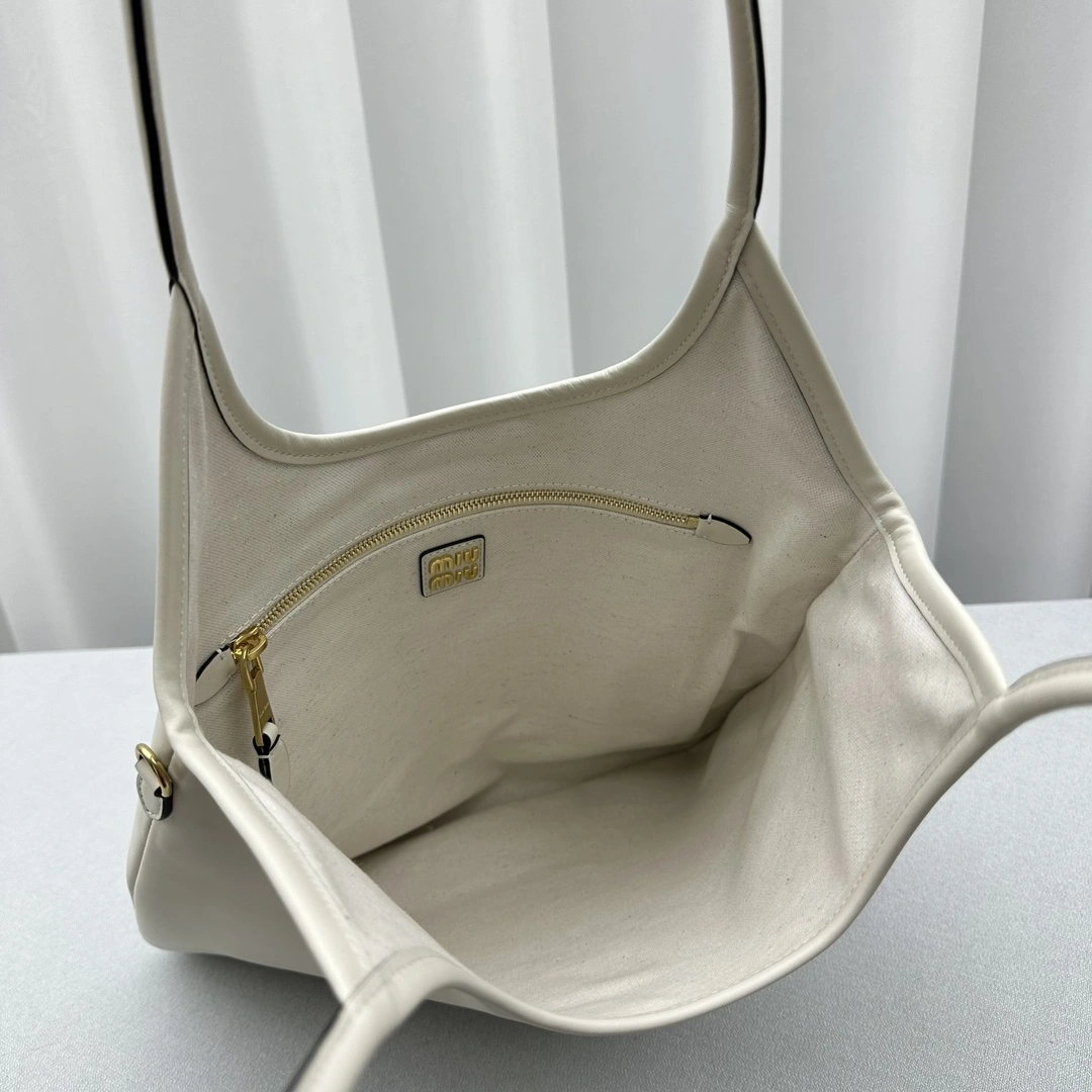 High fidelity Miu Miu Shopping Bags