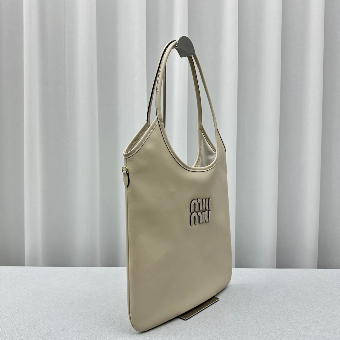 High fidelity Miu Miu Shopping Bags