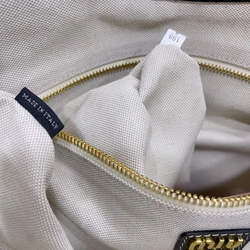 Top match Miu Miu Shopping Bags