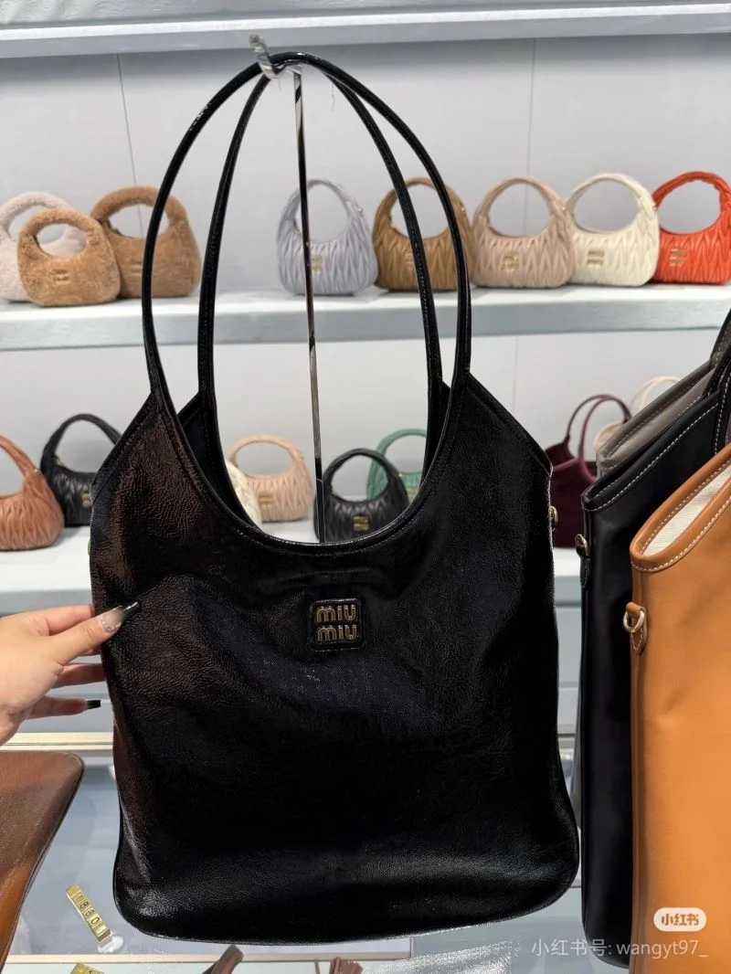 Cut-rate Miu Miu Shopping Bags