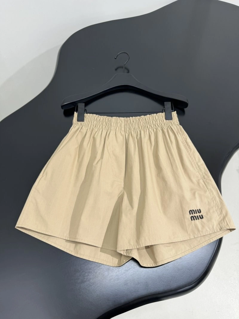 Top match Miu Miu Short Pants