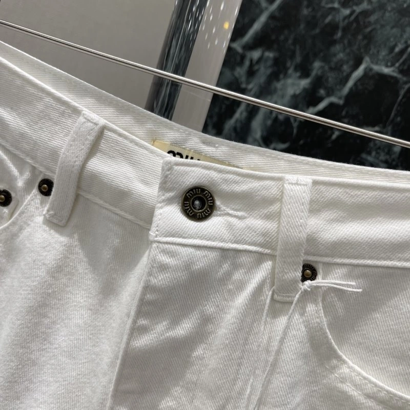 Top match Miu Miu Short Pants