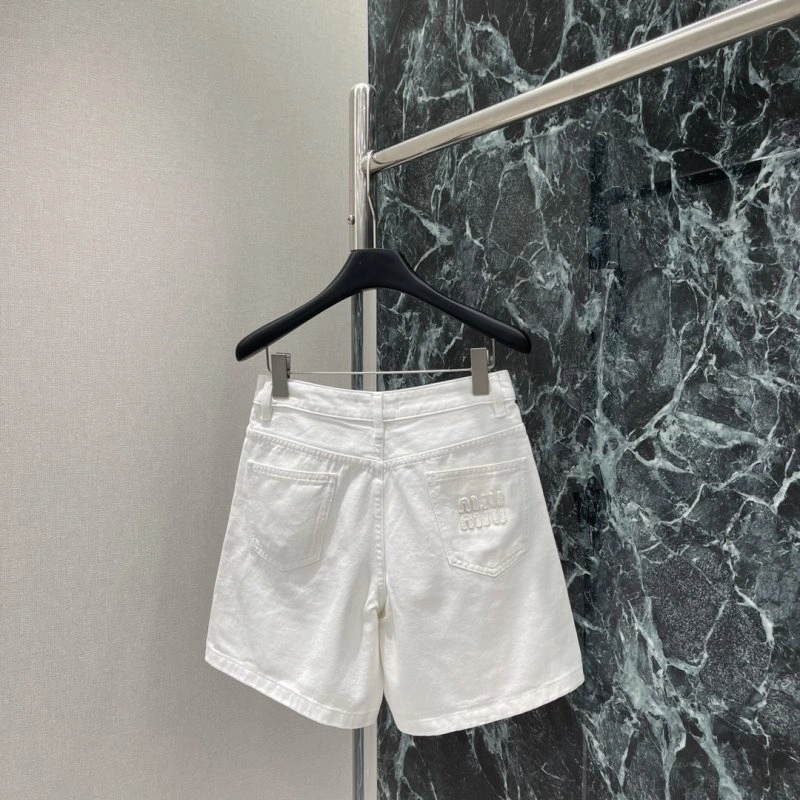 Top match Miu Miu Short Pants