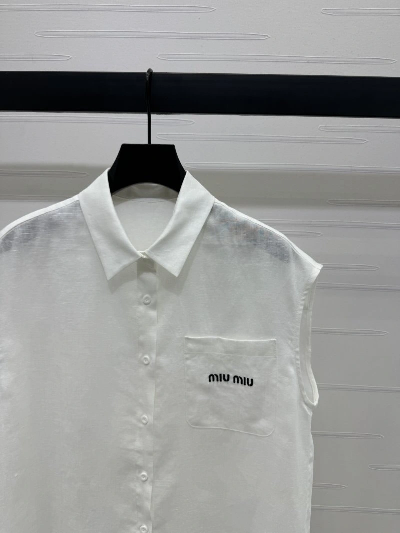 High fidelity Miu Miu Short Suits