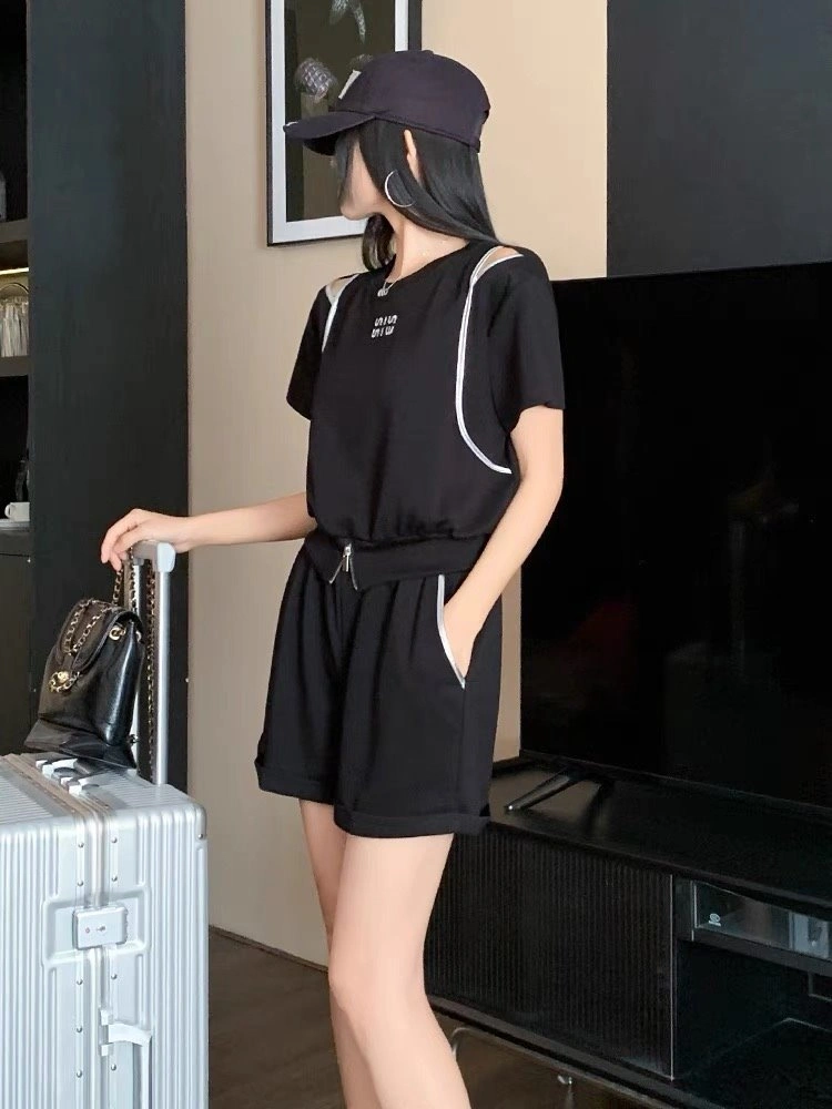 Bargain Miu Miu Short Suits