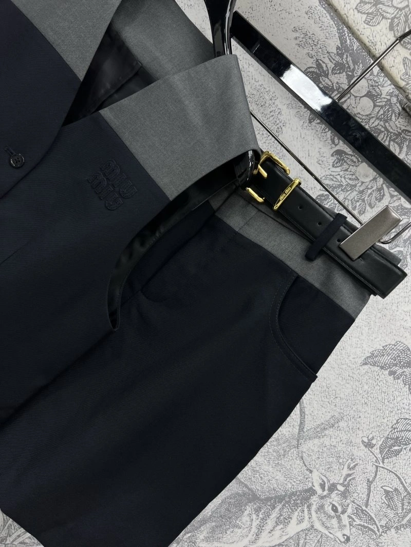 Precise copy Miu Miu Short Suits