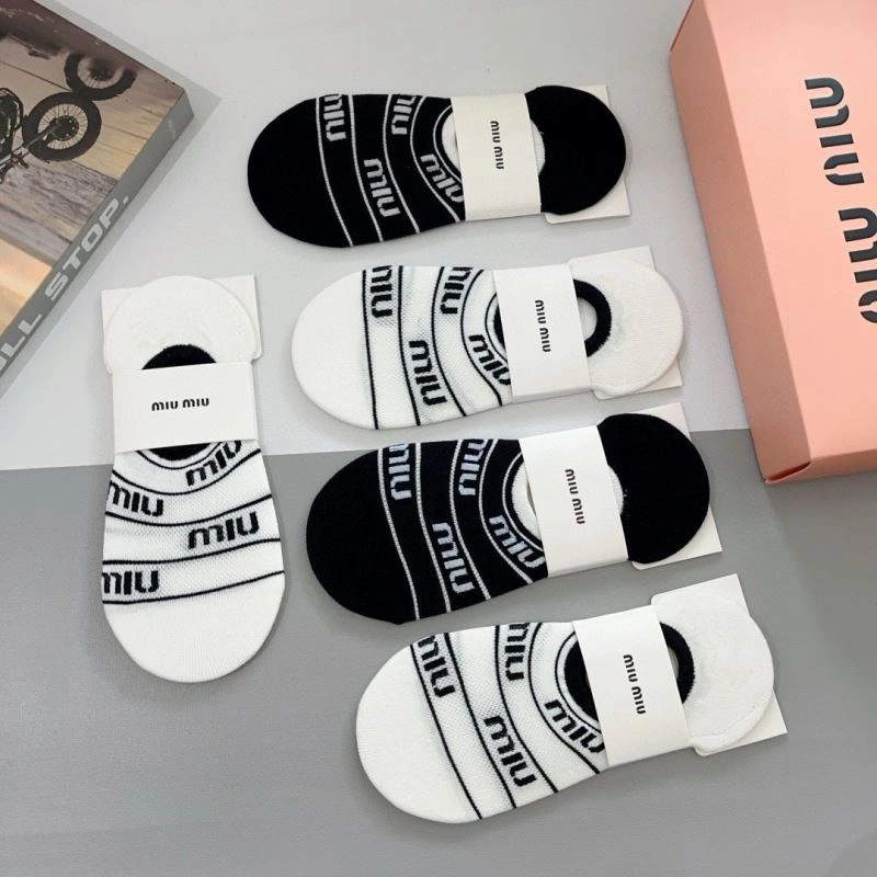 Low-cost Miu Miu Socks