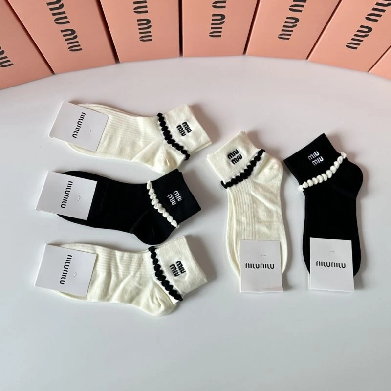 Exact replica Miu Miu Socks