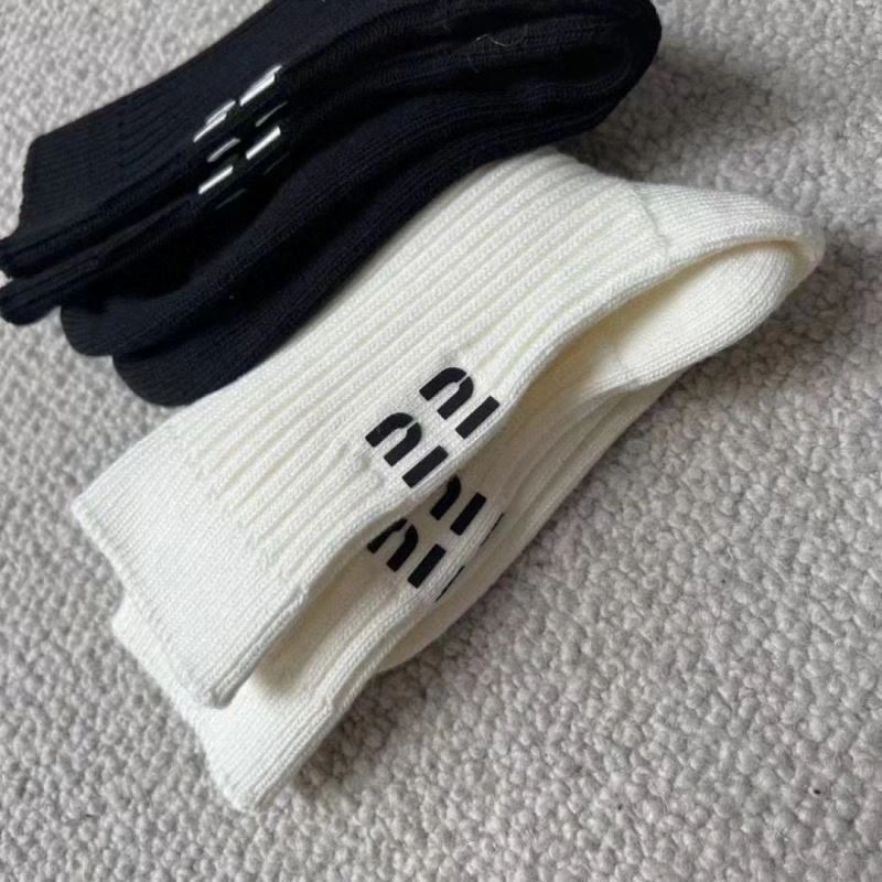 Affordable Miu Miu Socks