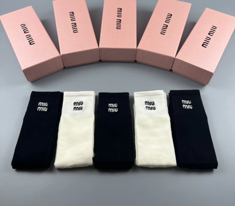 Affordable Miu Miu Socks