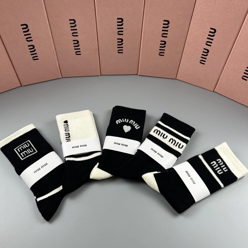Low-cost Miu Miu Socks