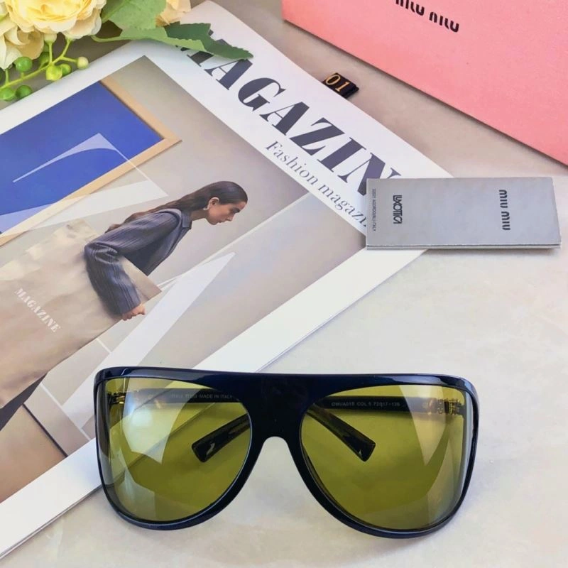 Top mirror Miu Miu Sunglasses