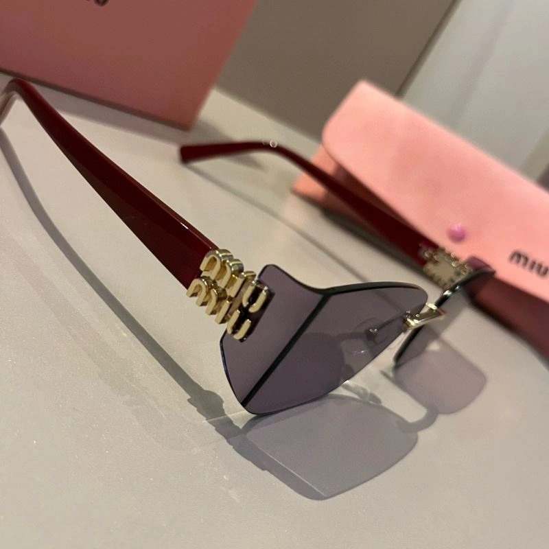 Bargain Miu Miu Sunglasses