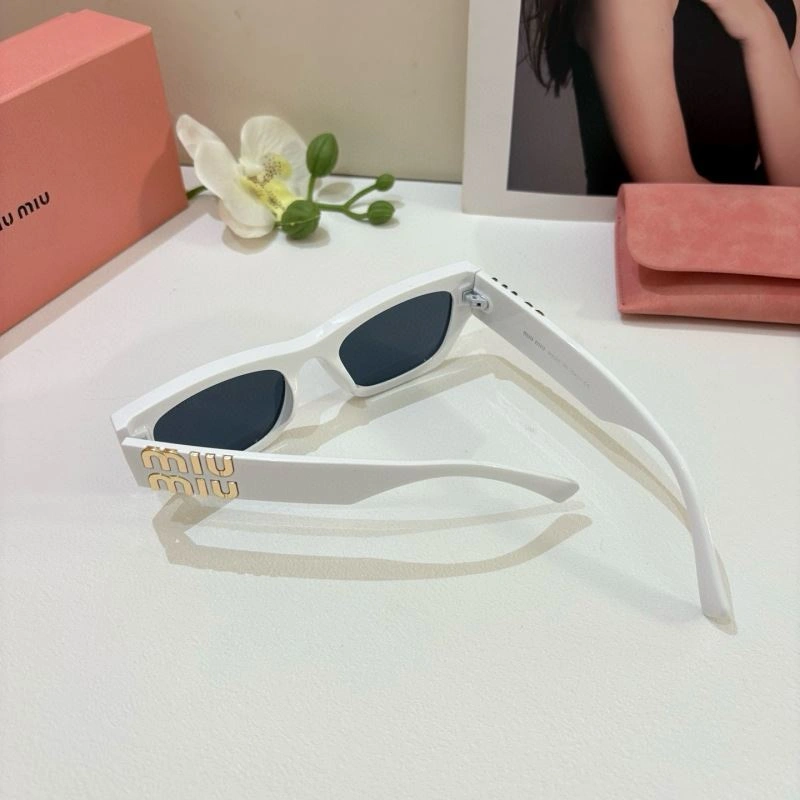 Cut-rate Miu Miu Sunglasses