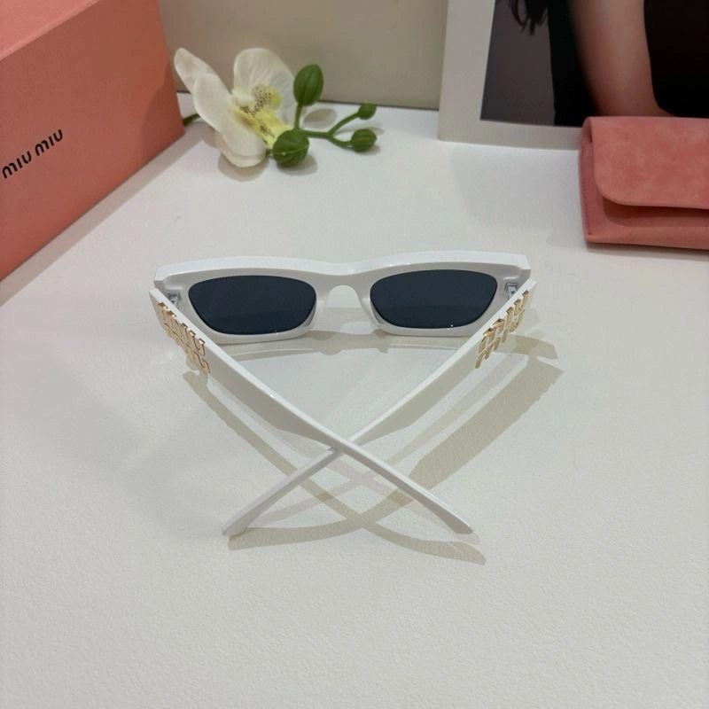 Cut-rate Miu Miu Sunglasses