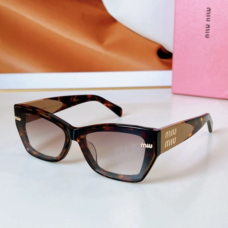 Top match Miu Miu Sunglasses