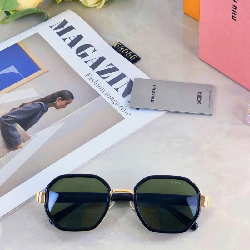 High fidelity Miu Miu Sunglasses
