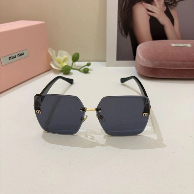 High accuracy Miu Miu Sunglasses