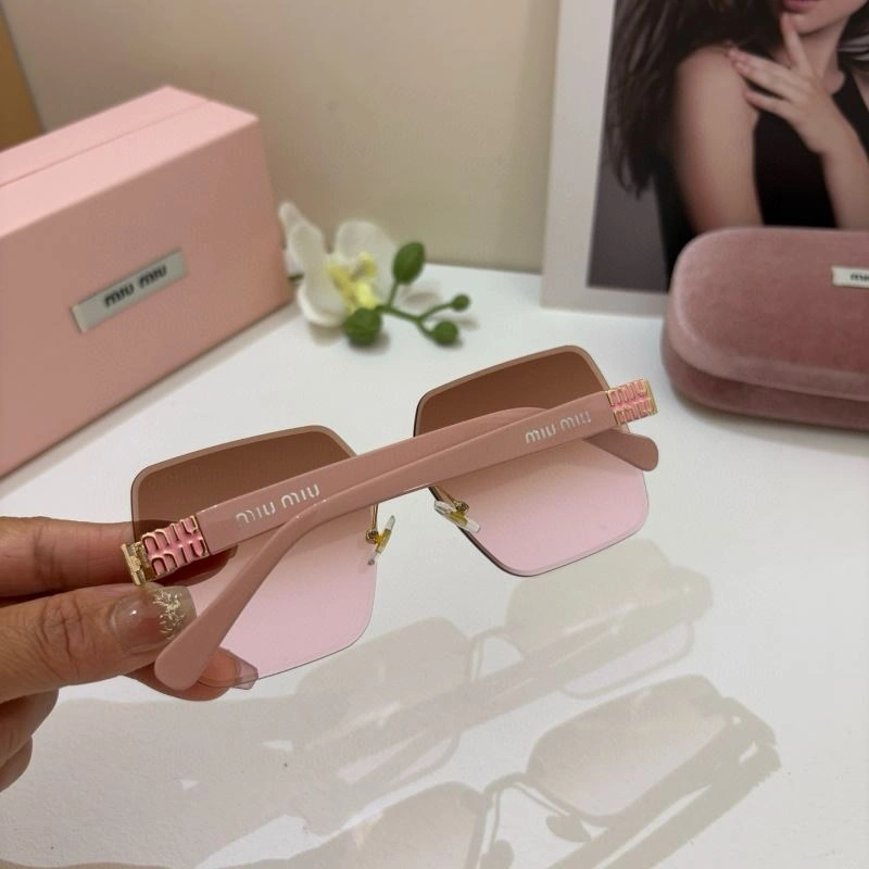 High accuracy Miu Miu Sunglasses