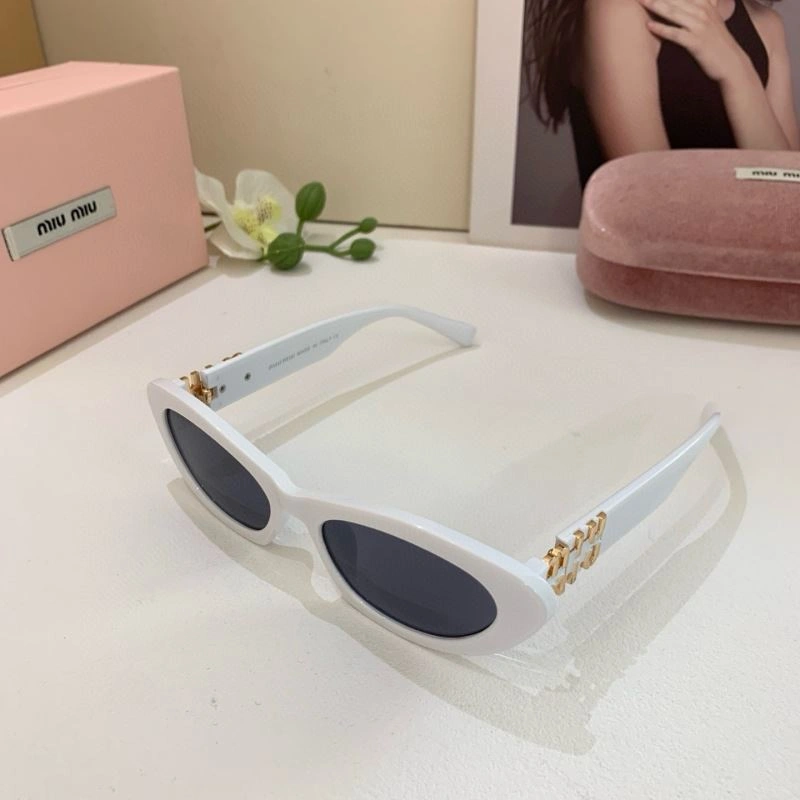 High fidelity Miu Miu Sunglasses
