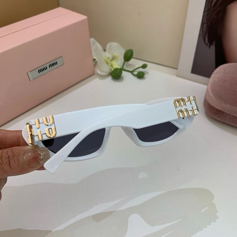 High fidelity Miu Miu Sunglasses