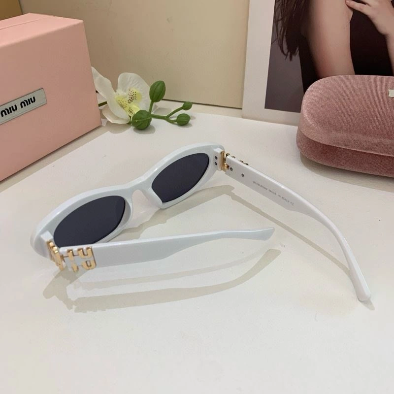 High fidelity Miu Miu Sunglasses