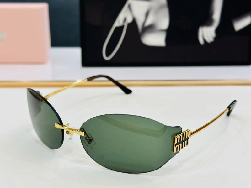Top mirror Miu Miu Sunglasses