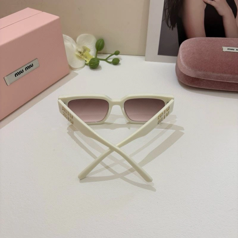 Factory-made Miu Miu Sunglasses