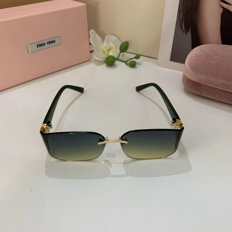 Top mirror Miu Miu Sunglasses