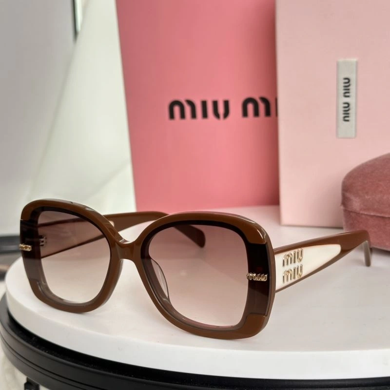 Top mirror Miu Miu Sunglasses