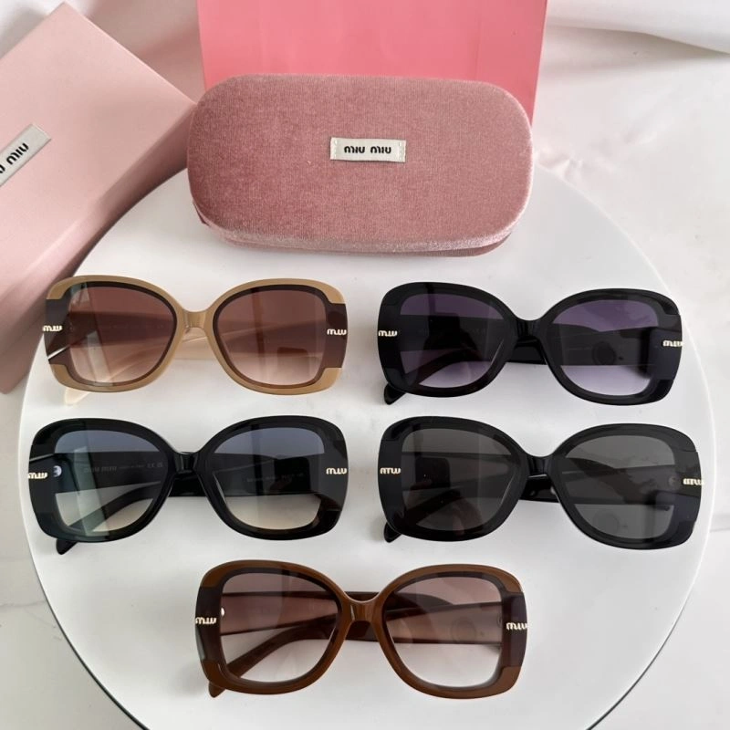 Top mirror Miu Miu Sunglasses