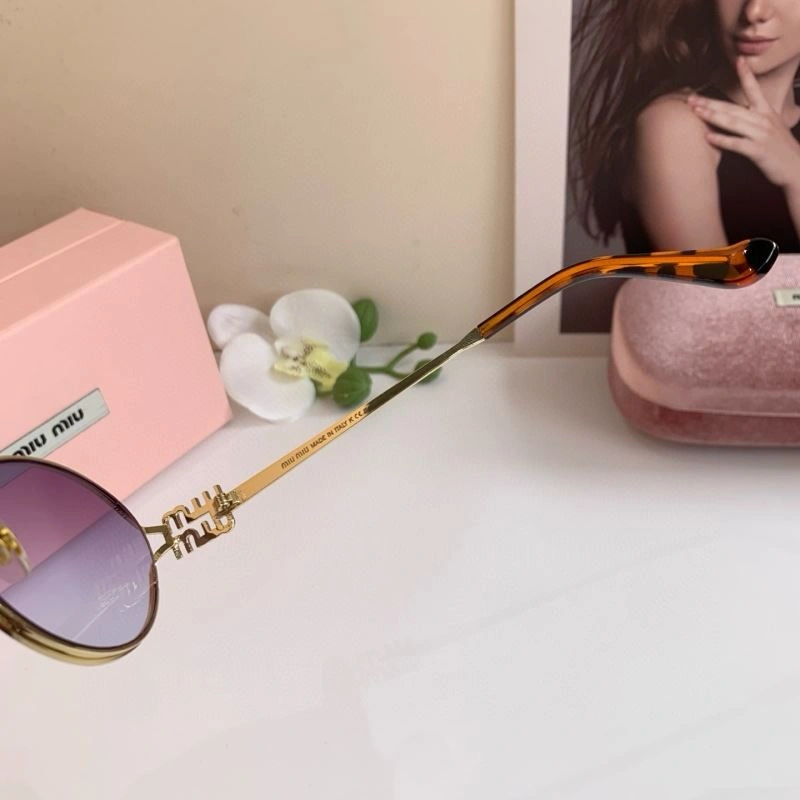 Exact replica Miu Miu Sunglasses