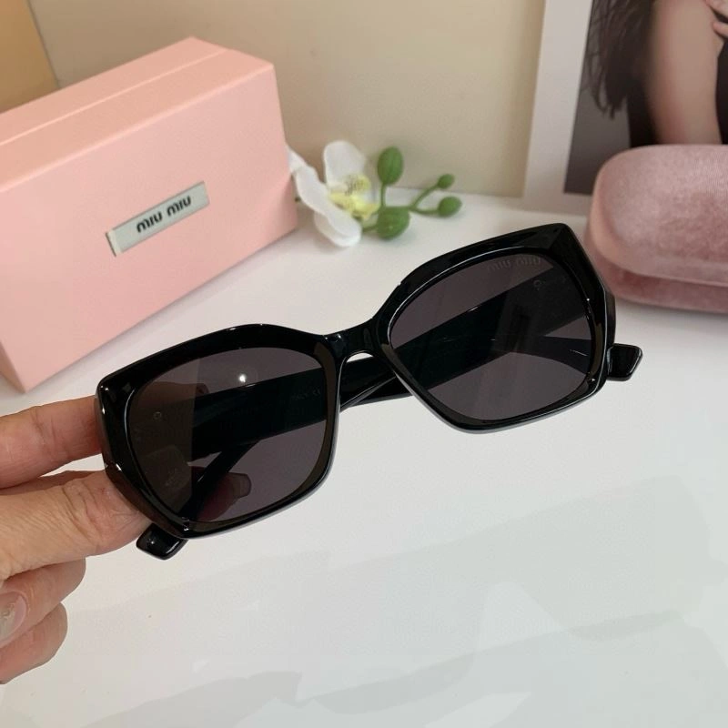 High fidelity Miu Miu Sunglasses