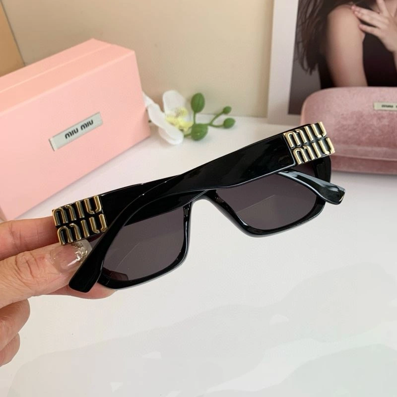 High fidelity Miu Miu Sunglasses