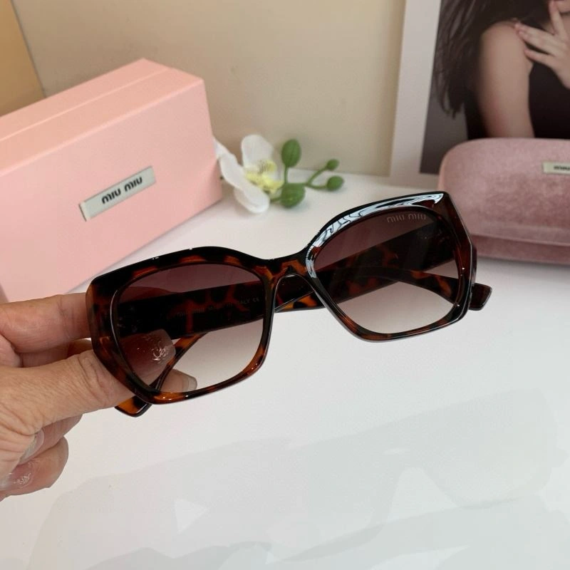 Cut-rate Miu Miu Sunglasses
