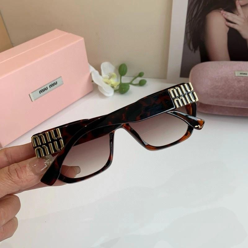 Cut-rate Miu Miu Sunglasses